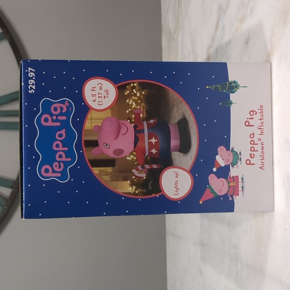 Gemmy | Holiday | New In Box Gemmy Peppa Pig In Christmas Outfit 45 Ft ...